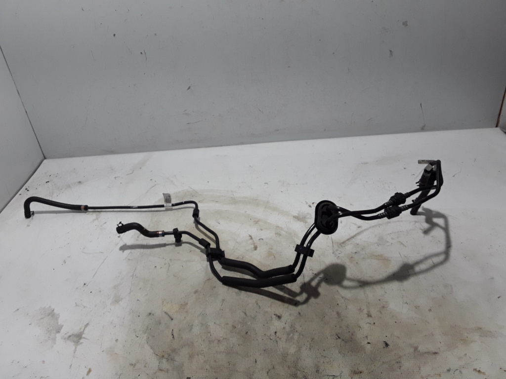 Used Mercedes Benz GLE-Class Cooling radiator hose A1678301603