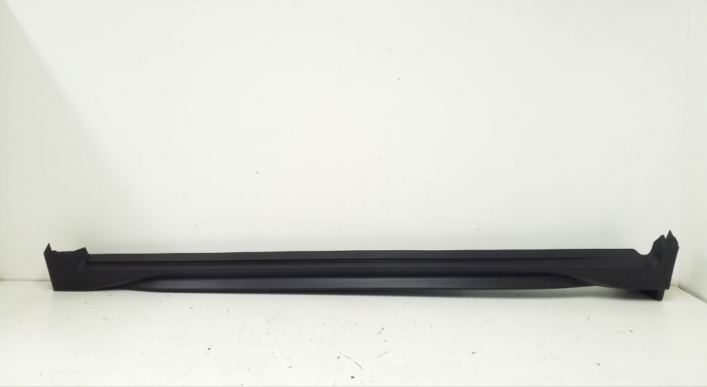 Used NISSAN X-Trail Exterior sill trim 768516FR0A