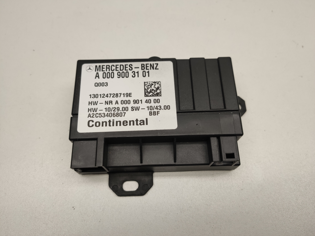 Used Mercedes Benz CLS-Class Fuel pump control module A0009003101