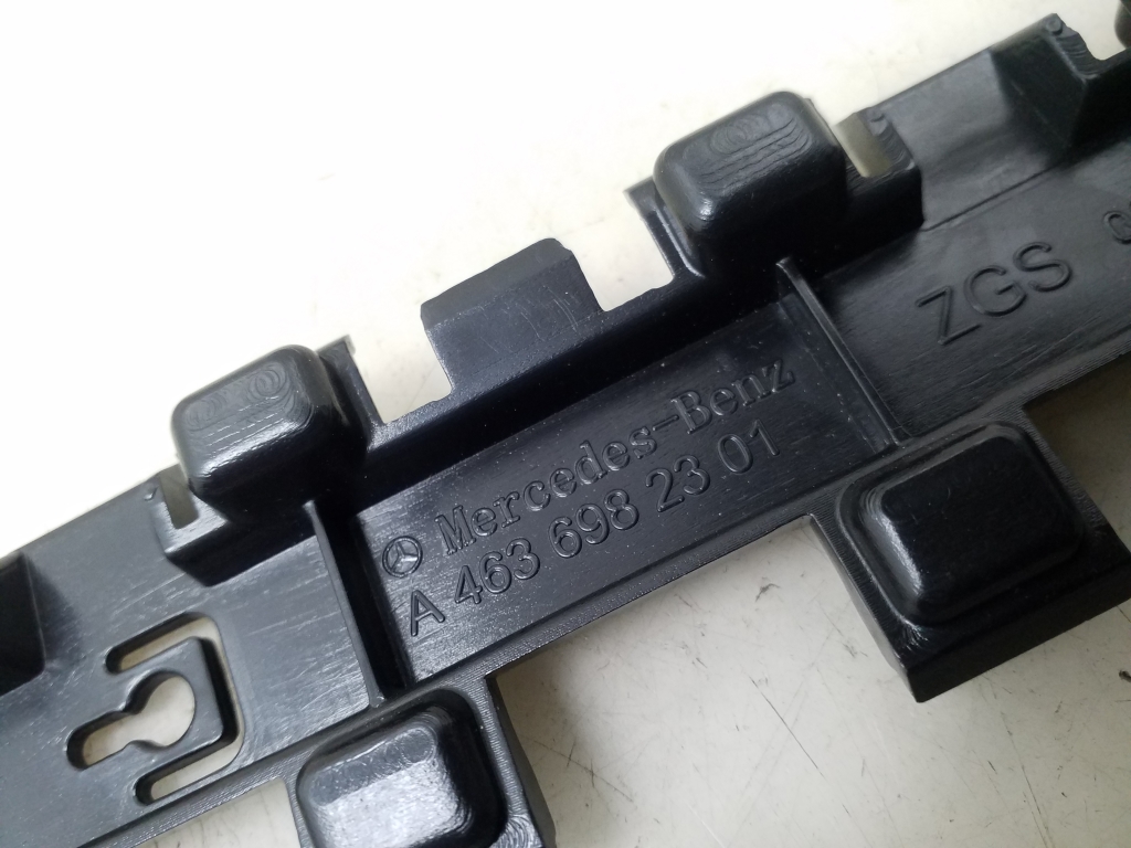 Used Mercedes Benz G-Class Exterior sill trim bracket A4636982301