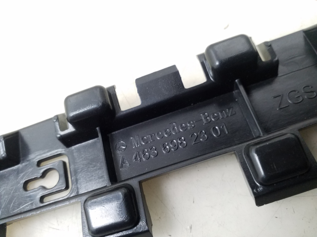 Used Mercedes Benz G-Class Exterior sill trim bracket A4636982301