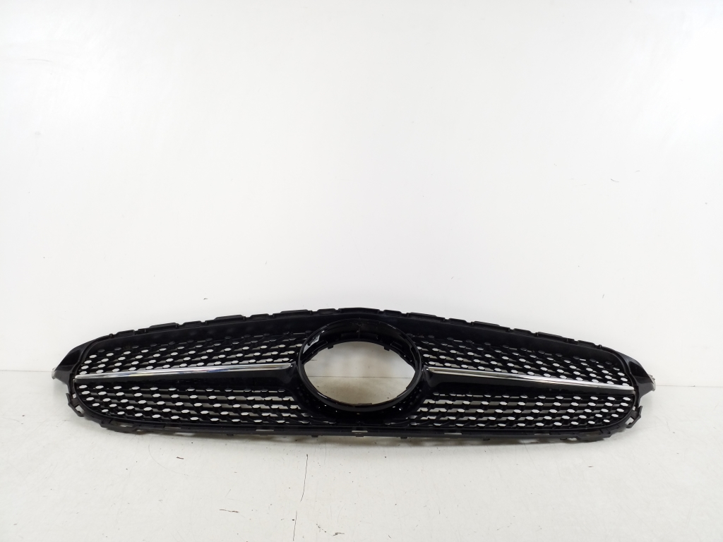 Used Mercedes Benz C-Class Front grille A2058881260