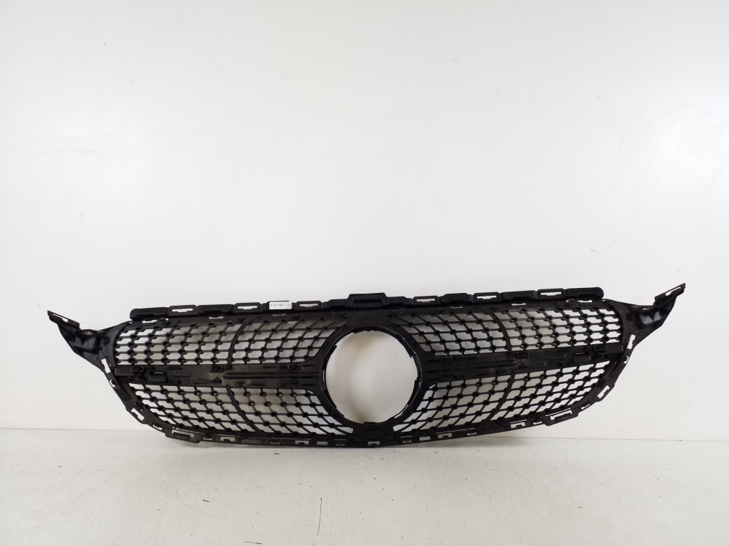 Used Mercedes Benz C-Class Front grille A2058881260