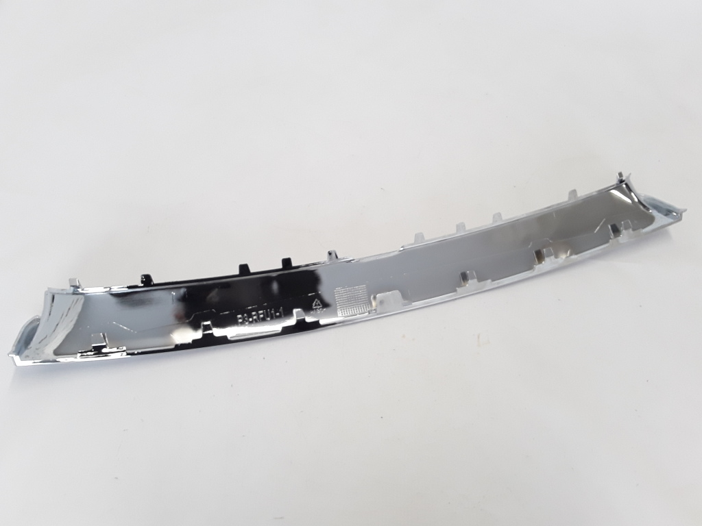 Used RENAULT Fluence Front bumper trim strip 620789308R