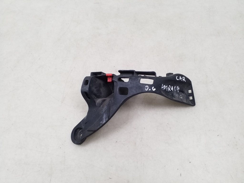 Used Opel Astra Rear bumper bracket 13143106