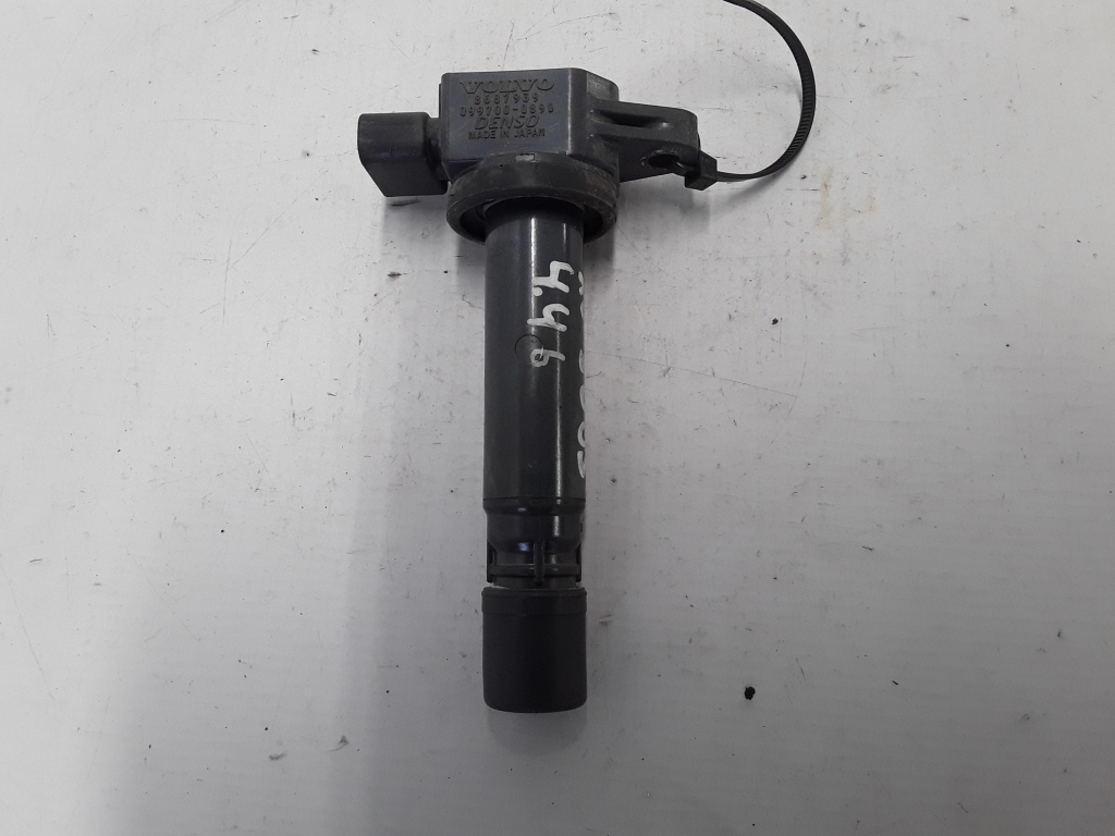 Used VOLVO XC90 Ignition coil 8687939