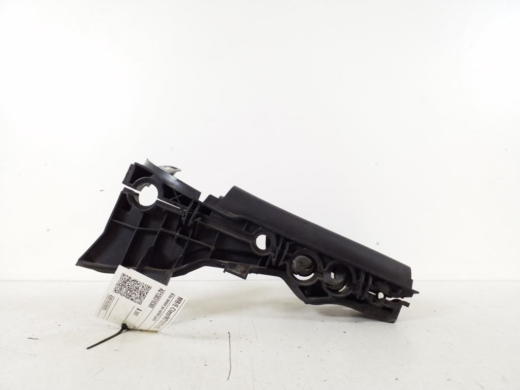 Used Mercedes Benz E-Class Another detail under the hood A2138310300