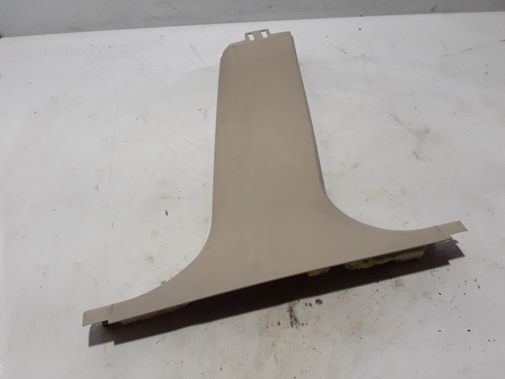 Naudotas BMW 5 SERIES Vidurinio statramsčio vidinė apdaila 9116352