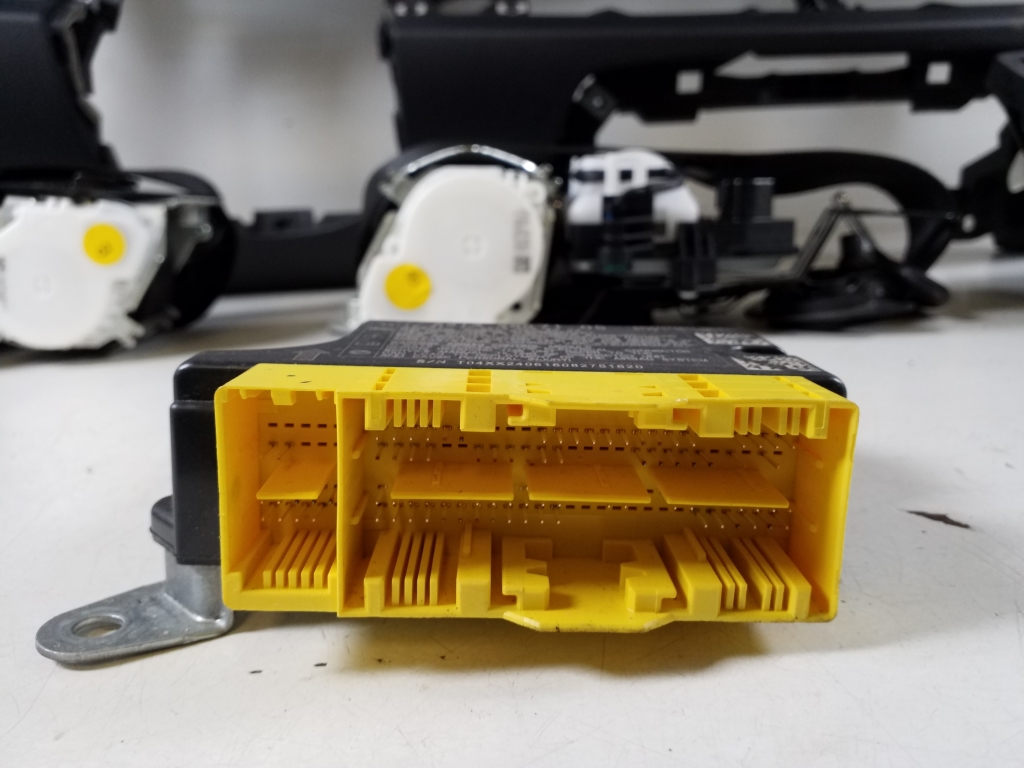 Used Mercedes Benz E-Class Airbags and their parts