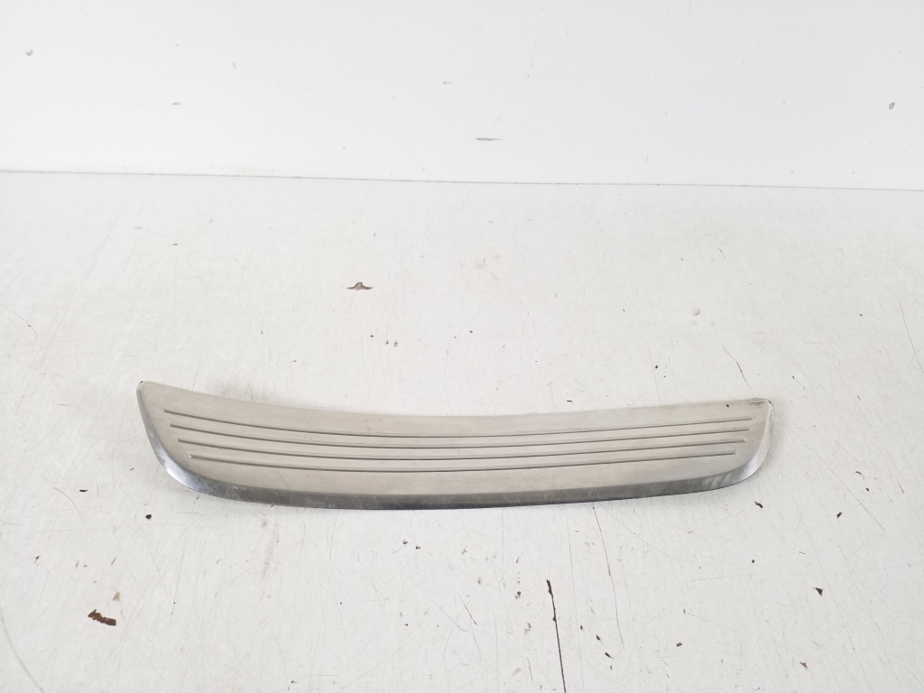Used Mercedes Benz E-Class Inner threshold trim A2056800635