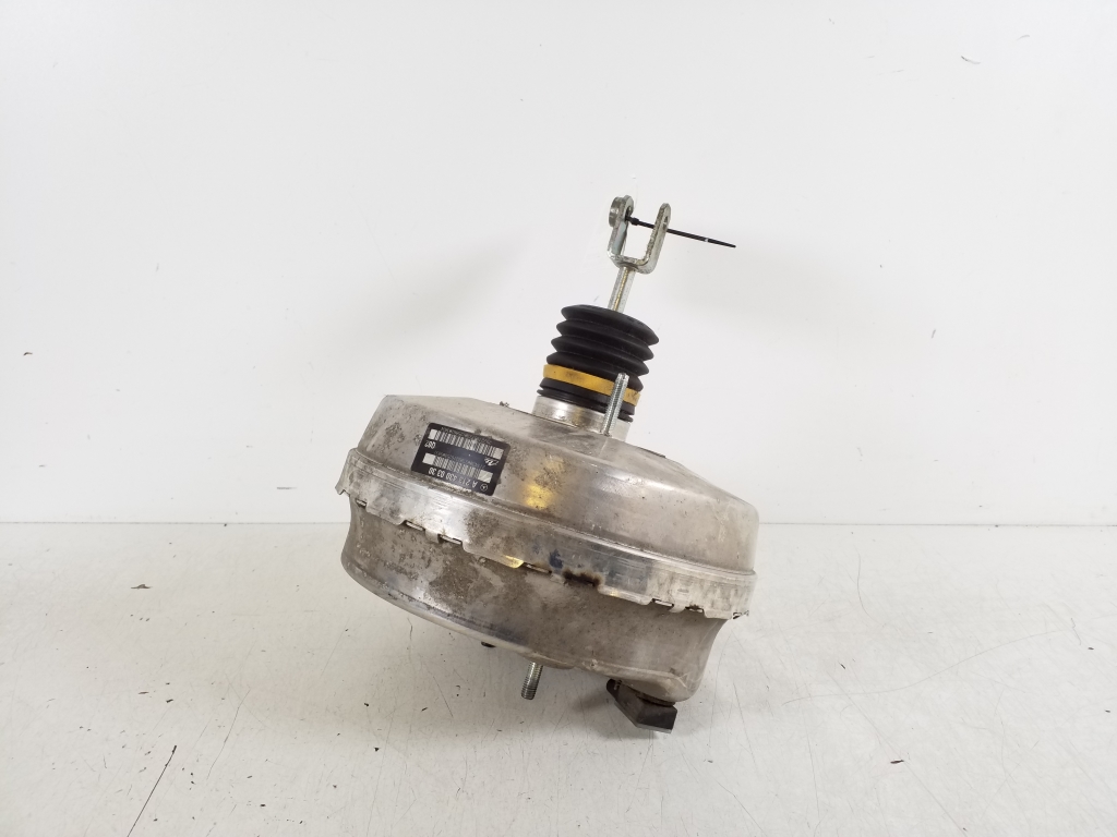 Used Mercedes Benz E-Class Brake vacuum bladder and its parts