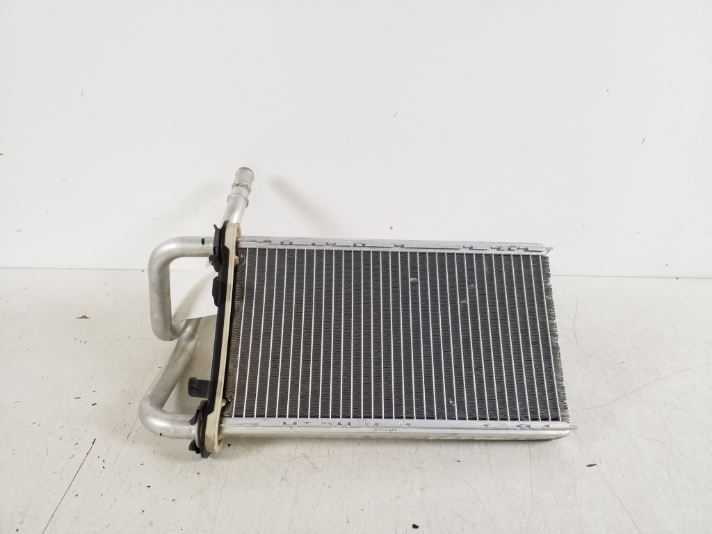 Naudotas Mercedes Benz E-Class Salono pečiuko radiatorius A0998300061