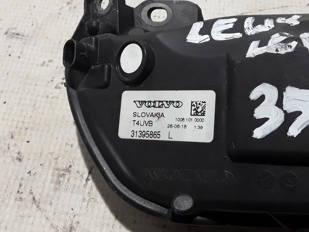 Naudotas VOLVO XC60 Priekinio bamperio priešrūkinis žibintas 31395865