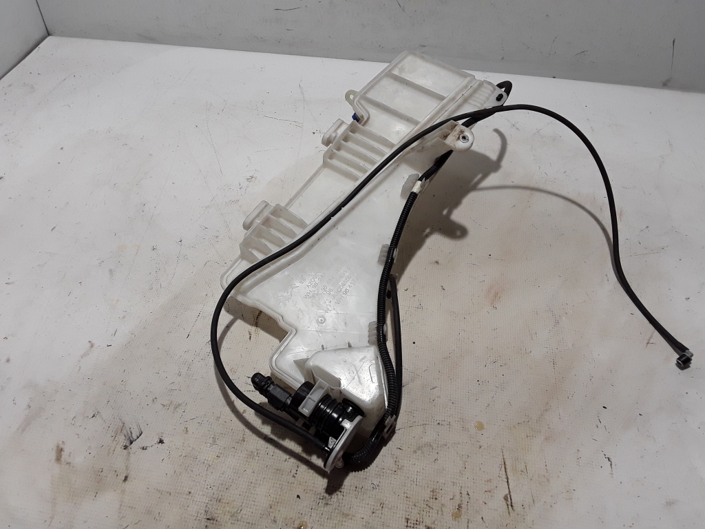 Used Peugeot 3008 Windscreen washer tank front 9826400780