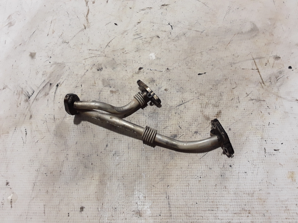 Used Mercedes Benz Sprinter Turbine lubrication pipe A6511800722