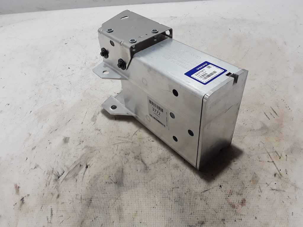 VOLVO XC60 2 generation (2017-2024) Bumper Reinforcement Extension left ...