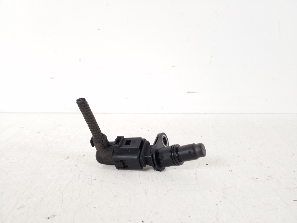 Used Volkswagen Transporter Shaft position sensor 070907601A