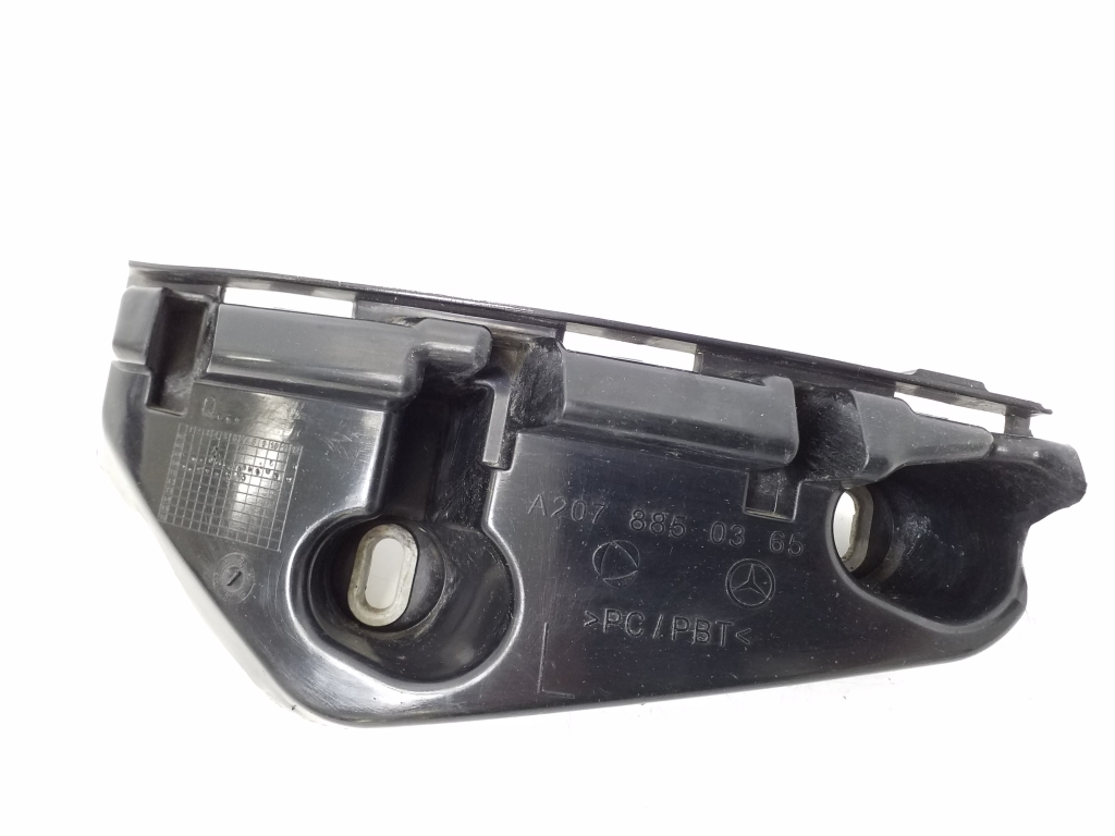 Used Mercedes Benz E-Class Rear bumper bracket A2078850365