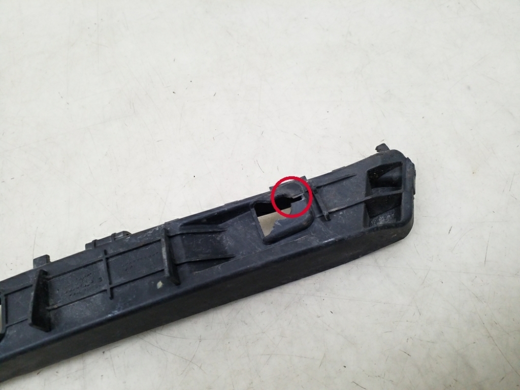 Used Kia ceed Rear bumper bracket 86615A2200