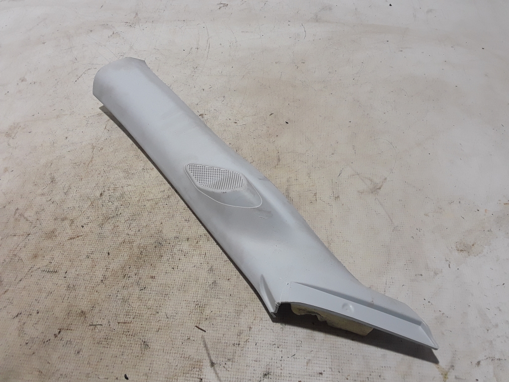 Used Peugeot 208 Interior trim of the front pillar 98233050ZD