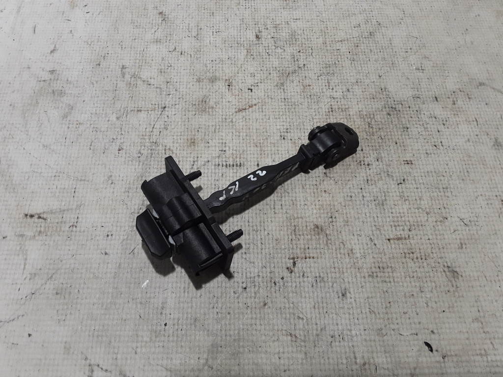 Used Peugeot 208 Front door opening limiter 9823211180