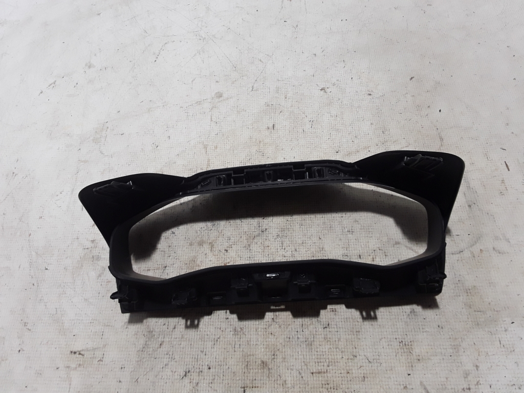 Used Peugeot 208 Dashboard trim 9824790180