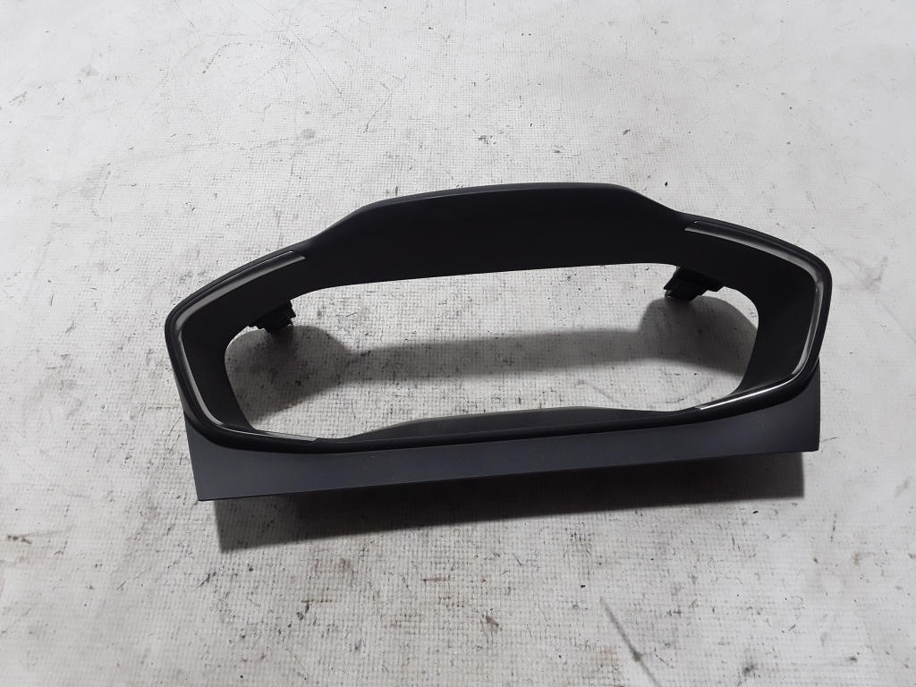 Used Peugeot 208 Dashboard trim 9824790180