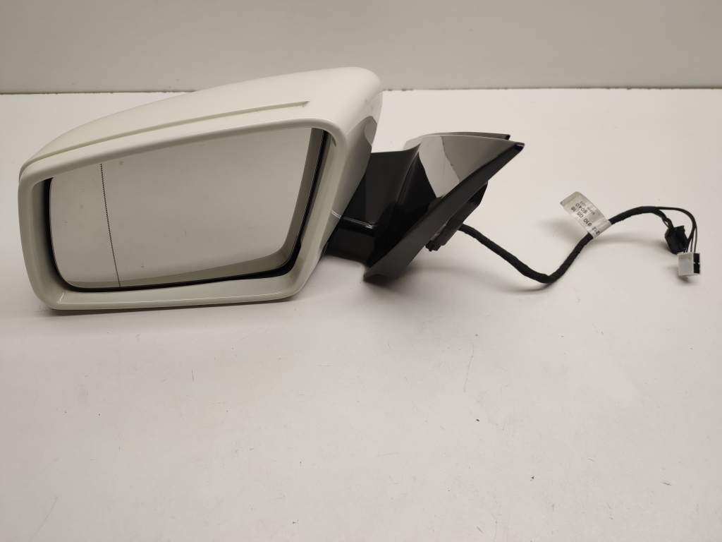 Used Mercedes Benz E-Class Side mirror and its details A2128100516