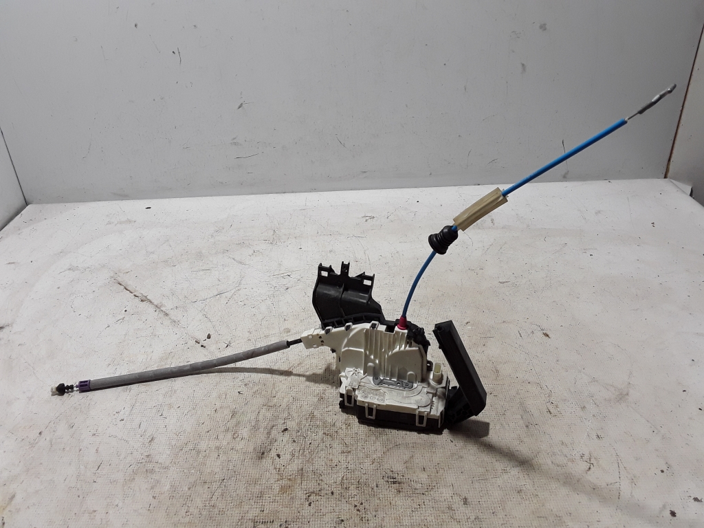 MERCEDES-BENZ CLA-Class C117 (2013-2016) Left Side Sliding Door Lock ...