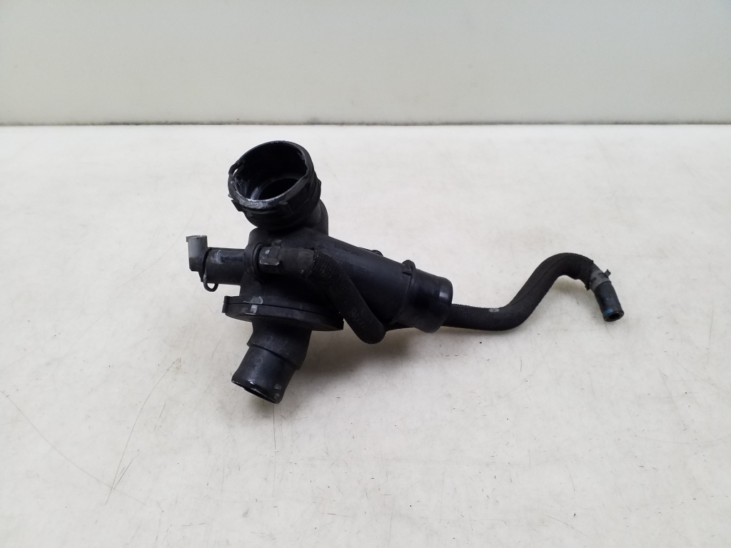 Used Mercedes Benz C-Class Thermostat and its details A6512002800