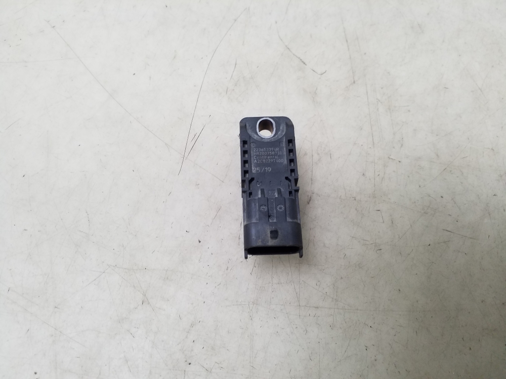 Used RENAULT Megane Air pressure sensor 223653394R