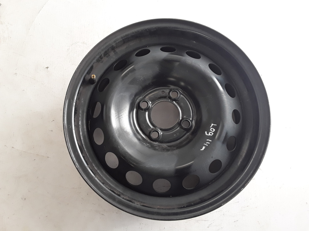 Used Dacia Sandero Rim 403003689R