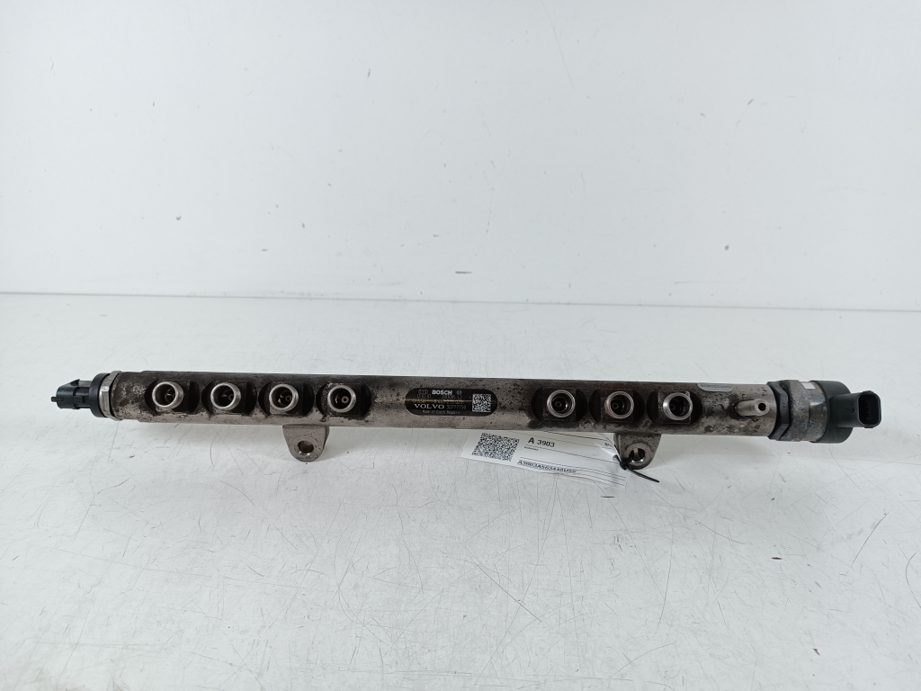 Used VOLVO V60 High pressure fuel route and its details