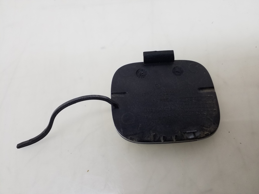 Used Mercedes Benz A-Class Rear bumper hook cover A1768850222