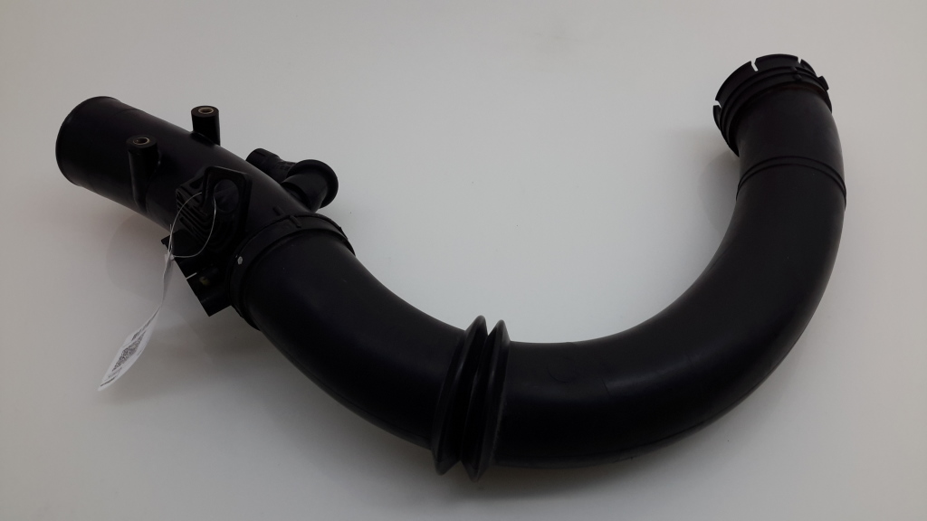 Used Mercedes Benz A-Class Air intake hose A2660980189