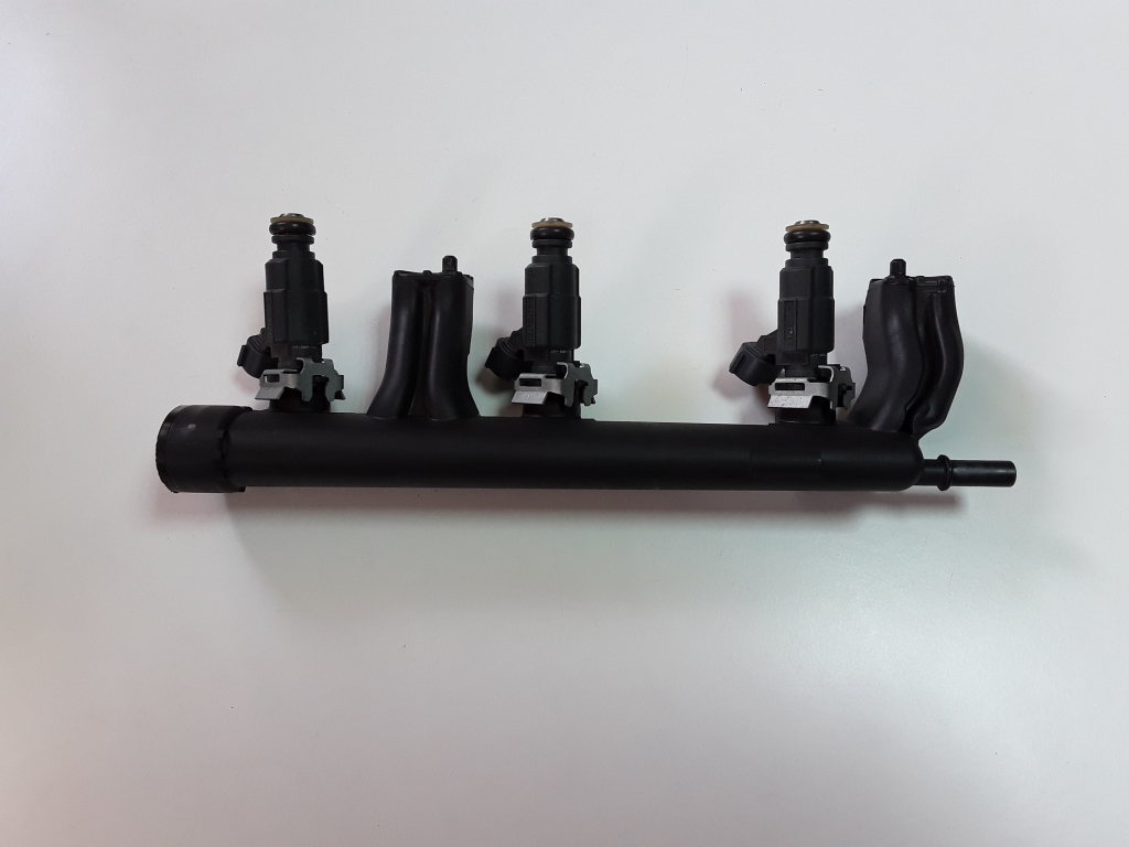 Used Citroen C3 Aircross Fuel injector and its parts 0280157127