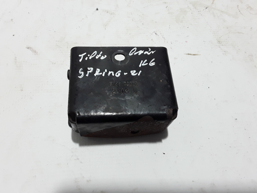 Used Dacia Spring Rear axle bracket 503817027R