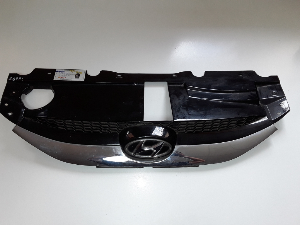 Used Hyundai ix35 Front grille 863512Y000