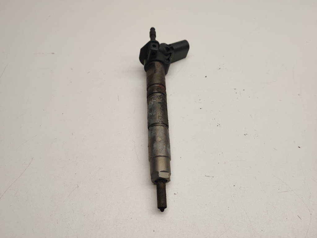 Used Mercedes Benz C-Class Fuel injector A6420701387