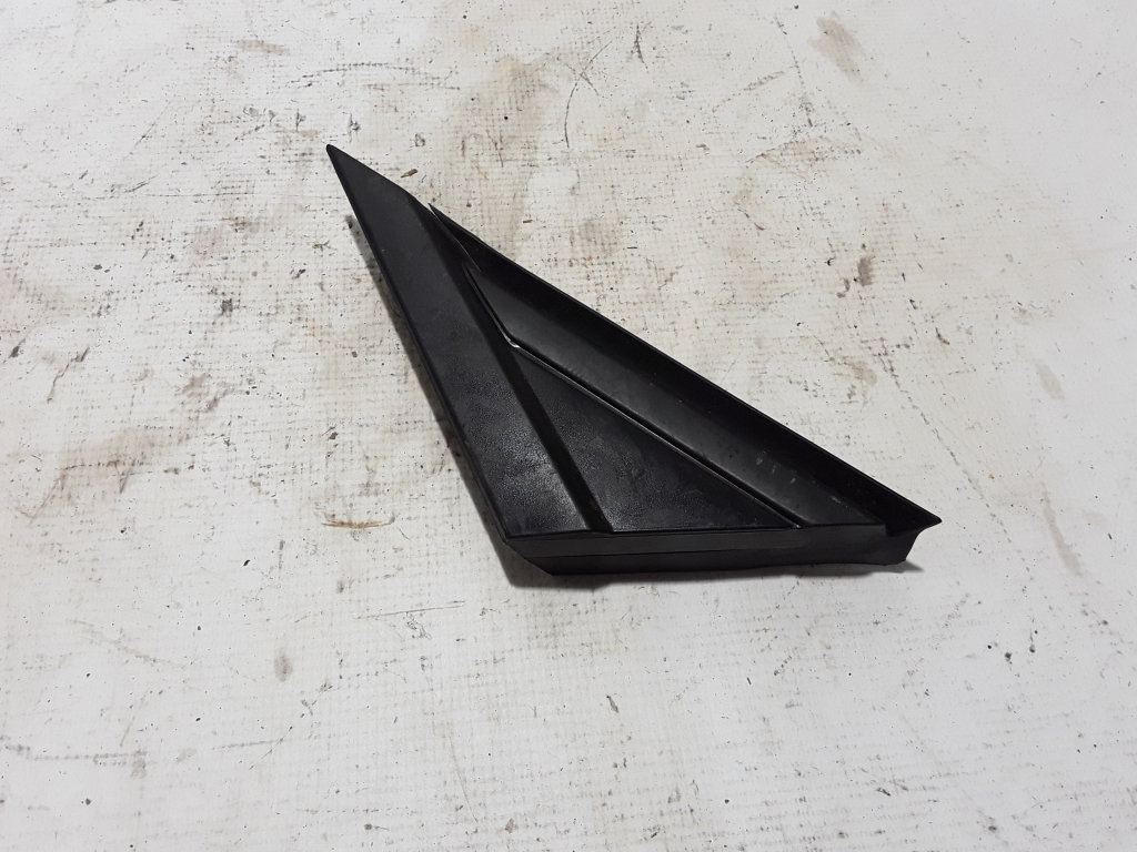 Used Peugeot 3008 Trim to the mirror triangle 9811661880