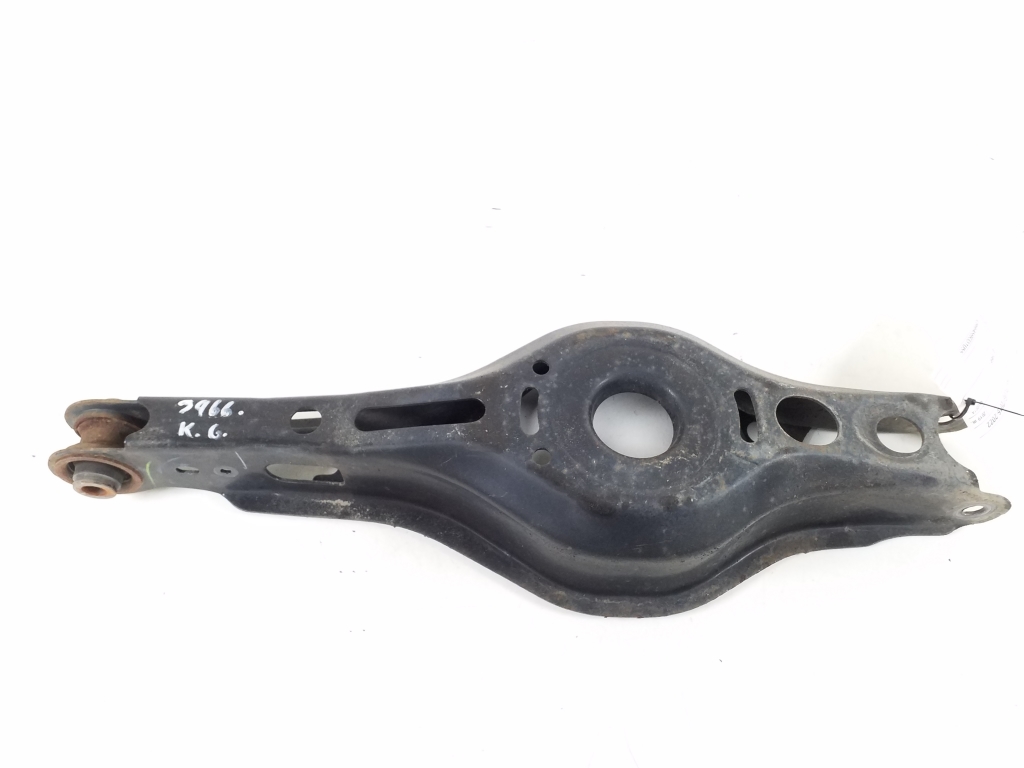 Used TOYOTA PRIUS Prime The rear axle pulled 48730-47010