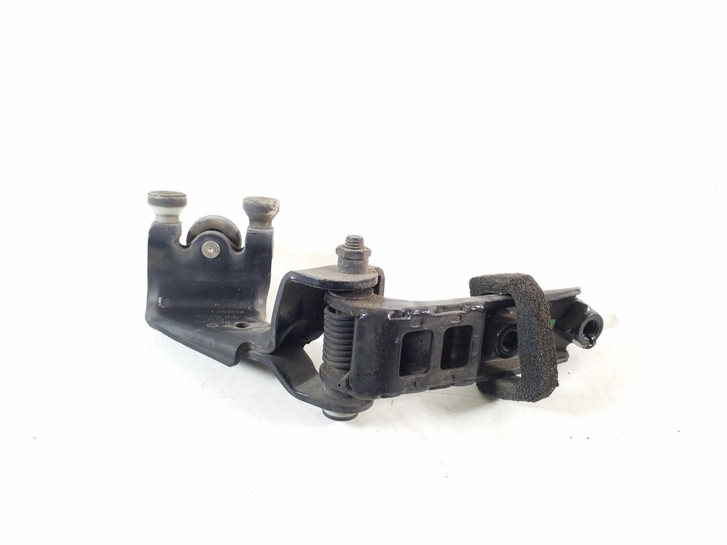 Used Volkswagen Transporter Sliding door bracket 7E0843336