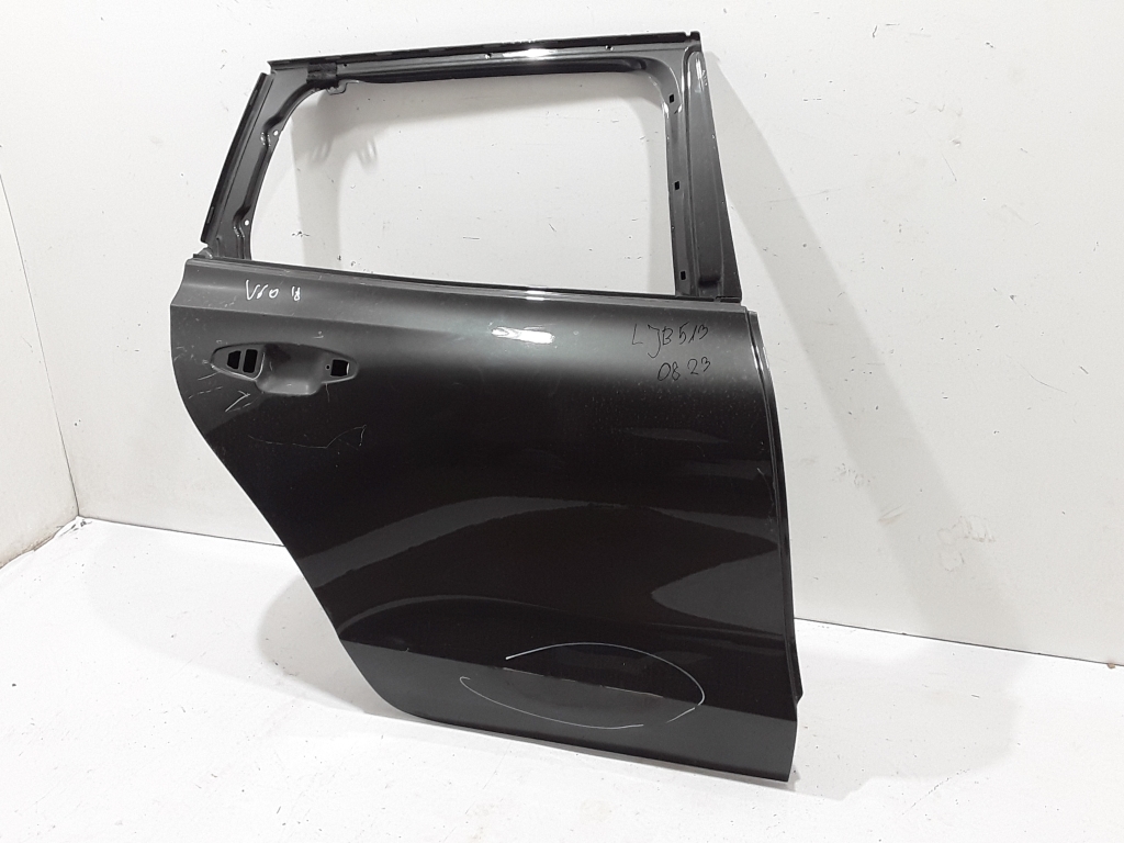 Used VOLVO V60 Rear side doors 31693069