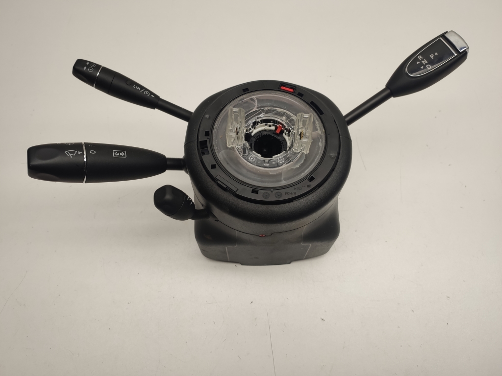 Used Mercedes Benz E-Class Switch and its parts a2129009302