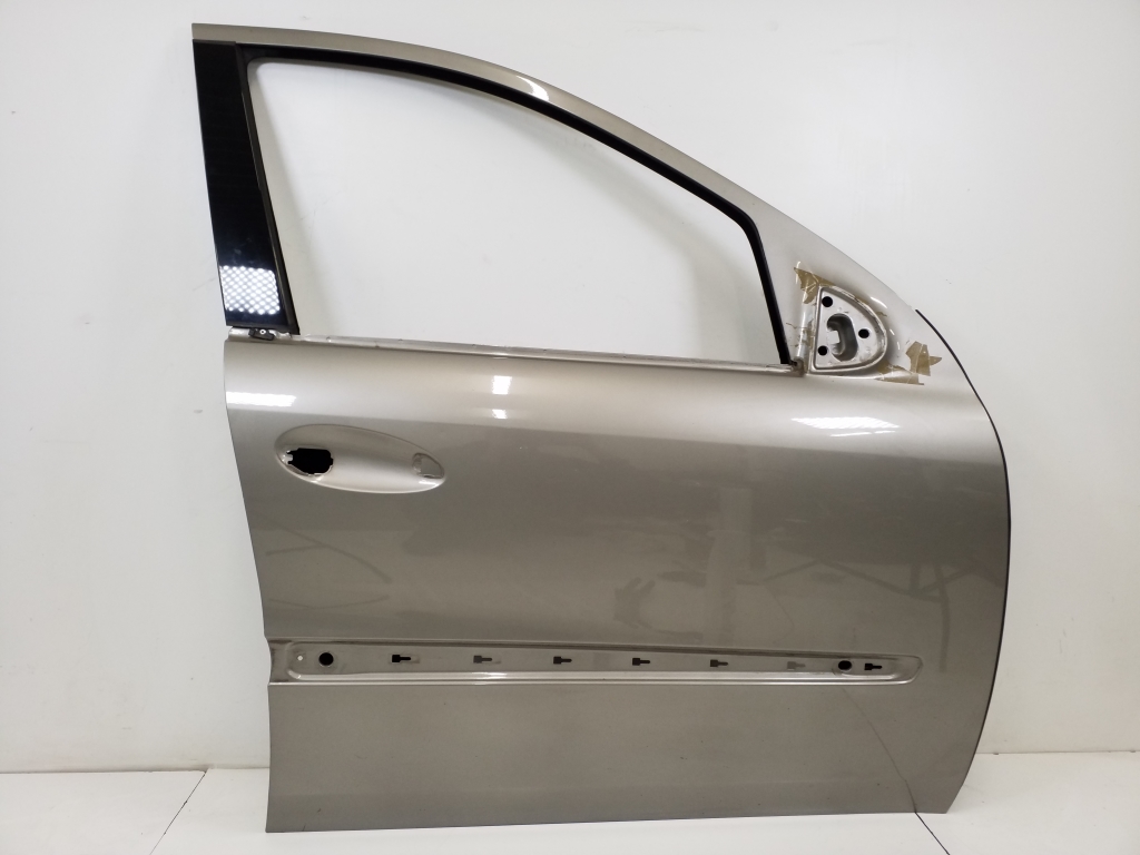 Used Mercedes Benz SL-Class Front door A1647201005