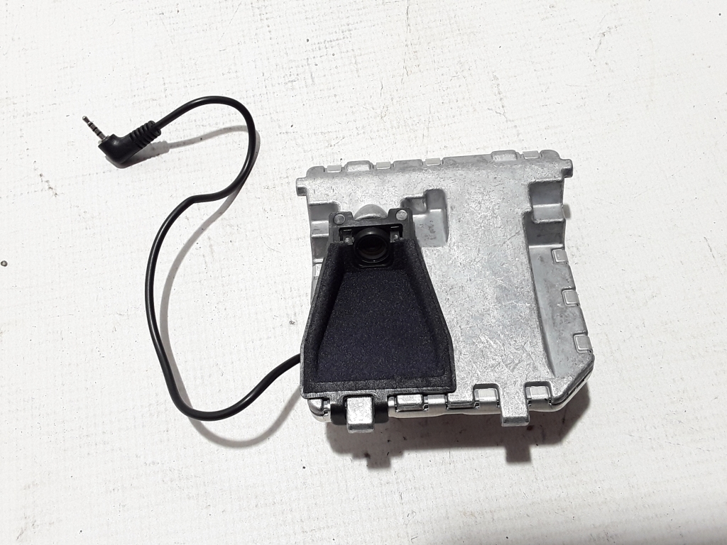 Used Mercedes Benz CLS-Class Camcorder front A0009057302