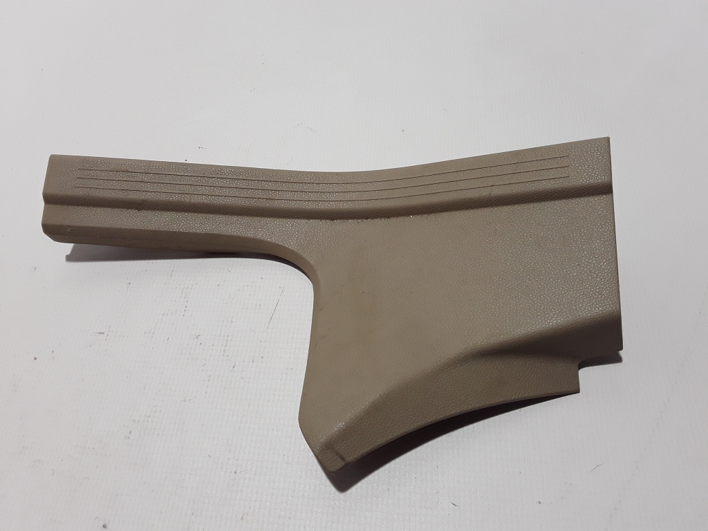 Naudotas Mercedes Benz CLS-Class Salono kita detalė A2126860636