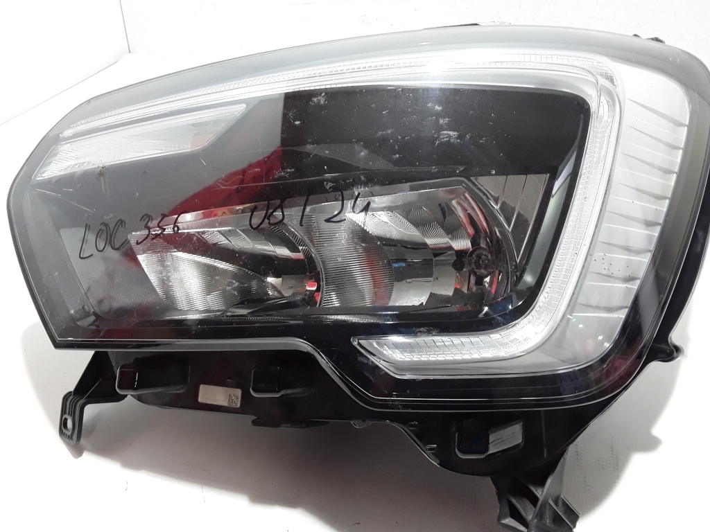 Used RENAULT Master Headlights 260607867r