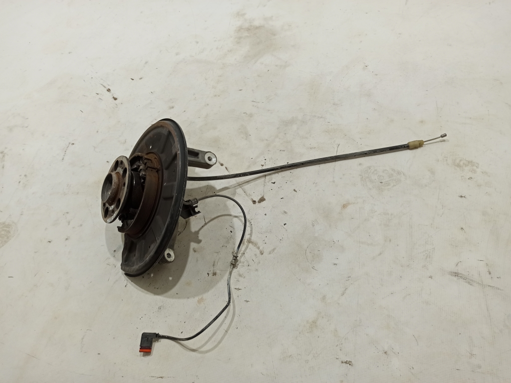 MERCEDES-BENZ CLS-Class C218 (2010-2017) Rear Left Wheel Hub ...