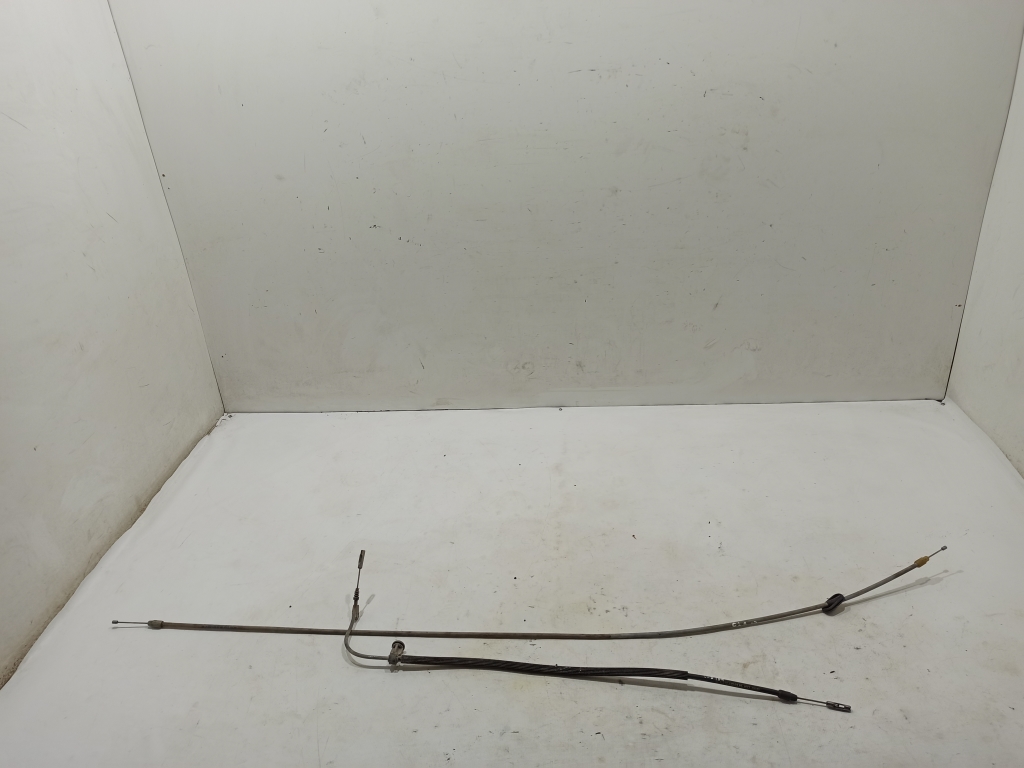 Naudotas Mercedes Benz CLS-Class Rankinio trosas A2124200285